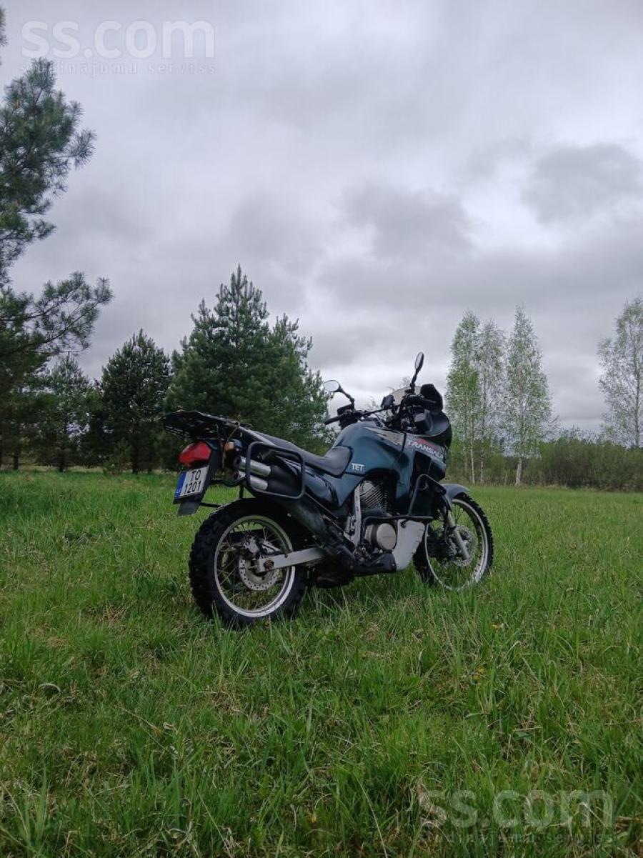 Honda Transalp 2000 Jelgava, ar dzinēja tilpumu 0.60 L un nobraukumu 0 tūkst. km par 1800 €, foto 6 vietnē AUTOMOTO.COM.LV
