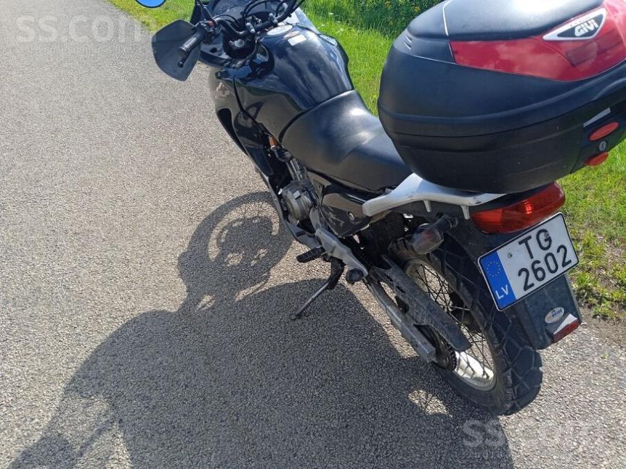 Honda Transalp 2001 in Daugavpils, with an engine capacity of 0.65 L and mileage of 0 thousand km for 2600 €, photo 4 on AUTOMOTO.COM.LV