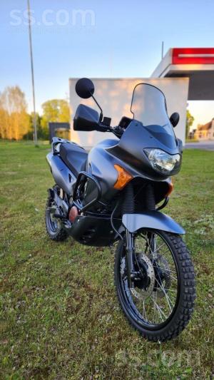 Honda Transalp 2003 in Daugavpils, with an engine capacity of 0.65 L and mileage of 0 thousand km for 3999 €, photo 2 on AUTOMOTO.COM.LV