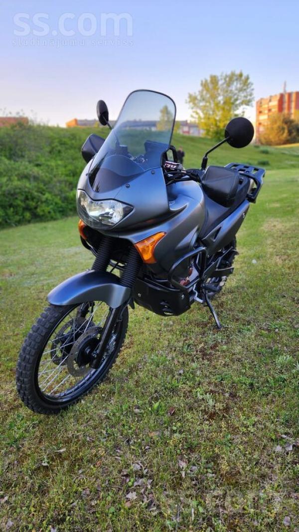 Honda Transalp 2003 in Daugavpils, with an engine capacity of 0.65 L and mileage of 0 thousand km for 3999 €, photo 5 on AUTOMOTO.COM.LV