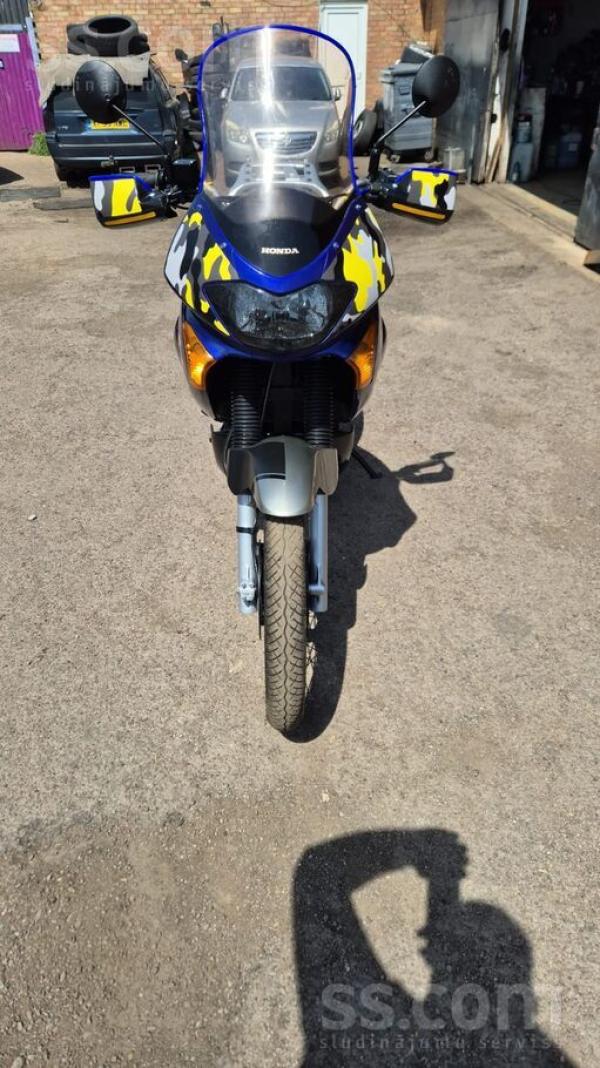 Honda Transalp 2005 Rīga, ar dzinēja tilpumu 0.65 L un nobraukumu 0 tūkst. km par 3000 €, foto 2 vietnē AUTOMOTO.COM.LV