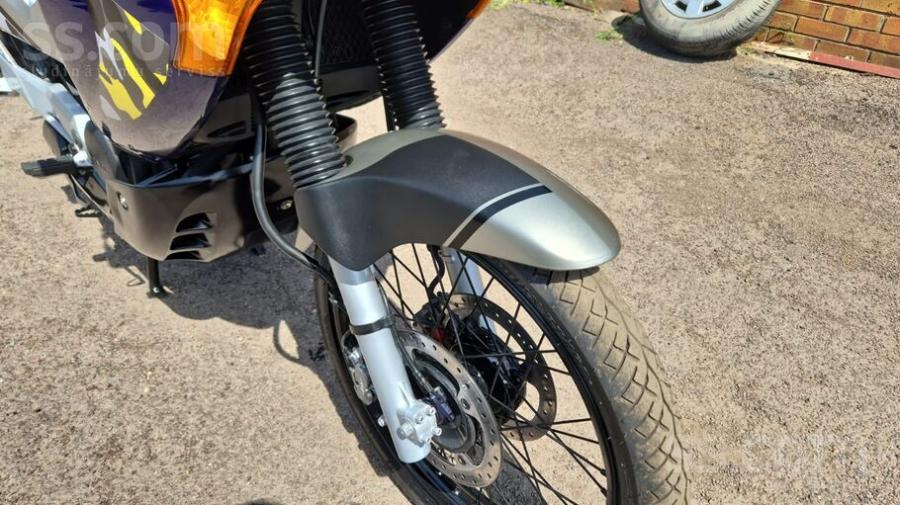 Хонда Transalp 2005 в Рига, объемом двигателя 0.65 л и пробегом 0 тыс. км за 3000 €, фото 6 на AUTOMOTO.COM.LV