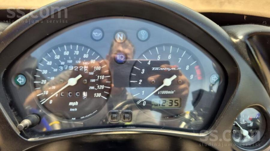 Хонда Transalp 2005 в Рига, объемом двигателя 0.65 л и пробегом 0 тыс. км за 3000 €, фото 8 на AUTOMOTO.COM.LV