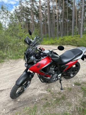 Honda Transalp 2008 Jūrmala, ar dzinēja tilpumu 0.70 L un nobraukumu 0 tūkst. km par 4000 €, foto 8 vietnē AUTOMOTO.COM.LV