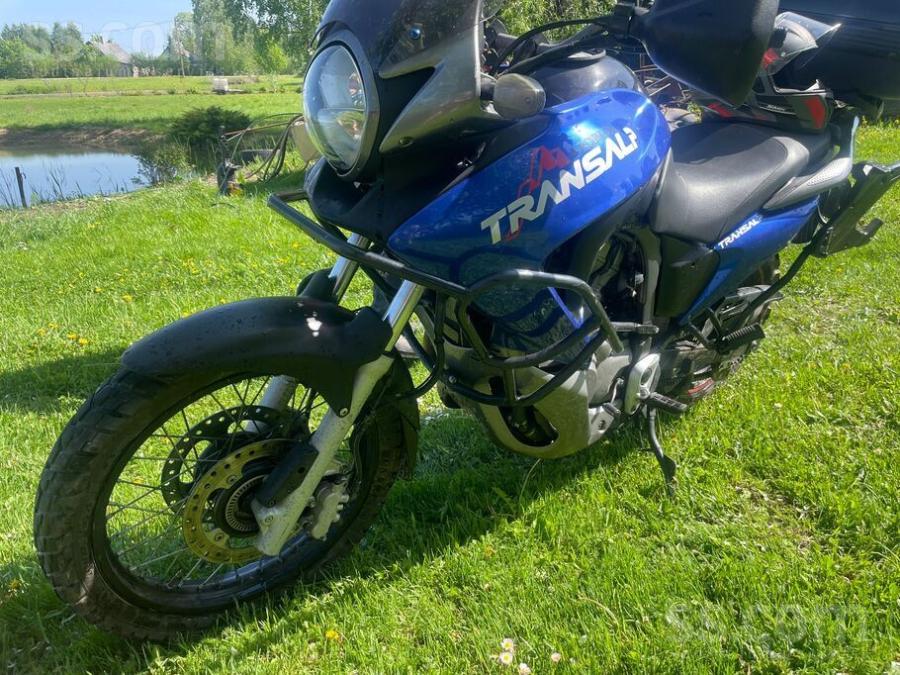 Honda Transalp 2008 Ludza, ar dzinēja tilpumu 0.70 L un nobraukumu 0 tūkst. km par 3700 €, foto 5 vietnē AUTOMOTO.COM.LV