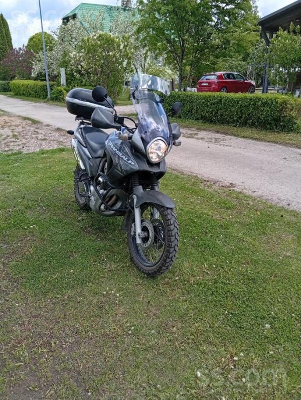 Honda Transalp 2008 Rīga, ar dzinēja tilpumu 0.70 L un nobraukumu 0 tūkst. km par 2920 €, foto 1 vietnē AUTOMOTO.COM.LV