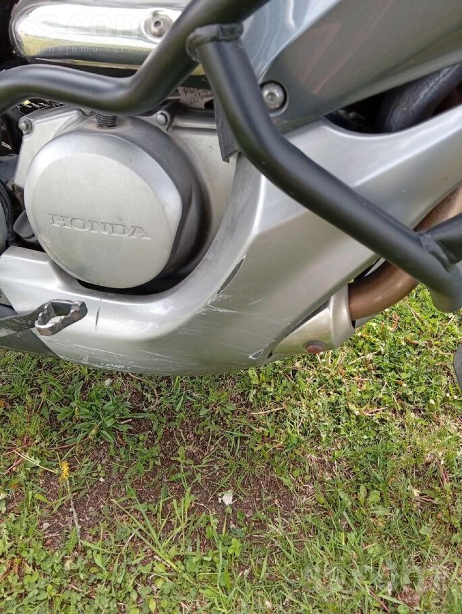 Honda Transalp 2008 Rīga, ar dzinēja tilpumu 0.70 L un nobraukumu 0 tūkst. km par 2920 €, foto 7 vietnē AUTOMOTO.COM.LV
