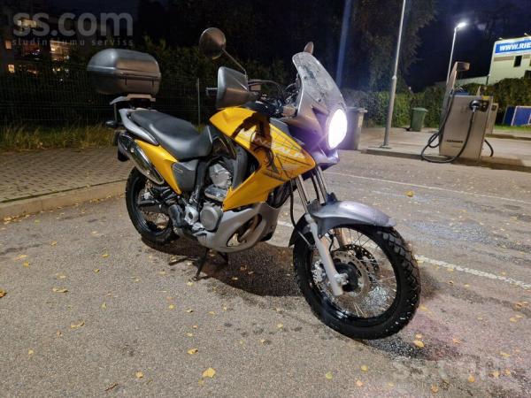 Honda Transalp 2008 Rīga, ar dzinēja tilpumu 0.70 L un nobraukumu 0 tūkst. km par 3900 €, foto 7 vietnē AUTOMOTO.COM.LV