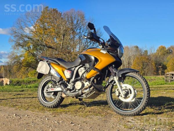 Honda Transalp 2009 Cēsis, ar dzinēja tilpumu 0.70 L un nobraukumu 0 tūkst. km par 4200 €, foto 5 vietnē AUTOMOTO.COM.LV