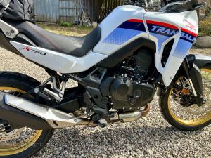 Honda Transalp 2024 in Tallinn, with an engine capacity of 0.75 L and mileage of 1 thousand km for 9900 €, photo 7 on AUTOMOTO.COM.LV