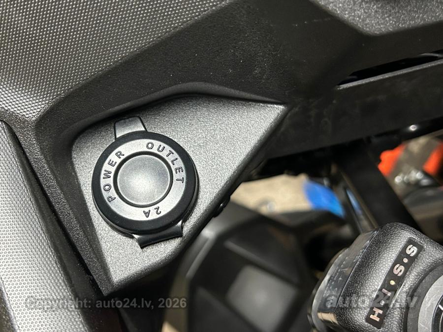 Honda Transalp 2024 in Tallinn, with an engine capacity of 0.75 L and mileage of 1 thousand km for 9900 €, photo 12 on AUTOMOTO.COM.LV