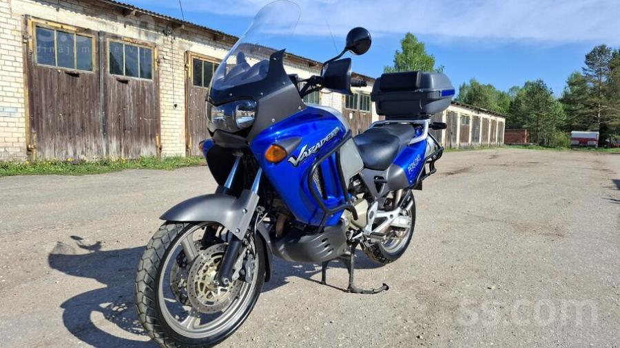 Honda Varadero 1000 2001 Valmiera, ar dzinēja tilpumu 1.00 L un nobraukumu 0 tūkst. km par 3000 €, foto 1 vietnē AUTOMOTO.COM.LV