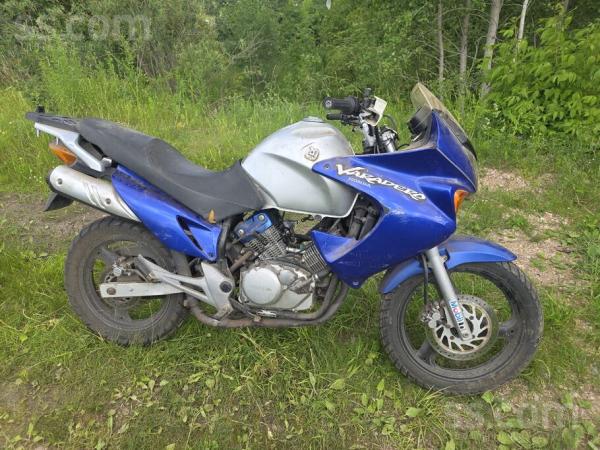 Honda Varadero 1997 Krāslava, ar dzinēja tilpumu 0.13 L un nobraukumu 0 tūkst. km par 400 €, foto 1 vietnē AUTOMOTO.COM.LV