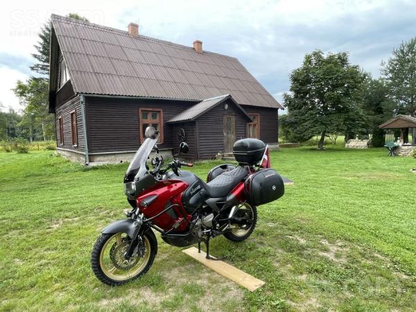 Honda Varadero 2000 Rīga, ar dzinēja tilpumu 1.00 L un nobraukumu 0 tūkst. km par 3000 €, foto 3 vietnē AUTOMOTO.COM.LV