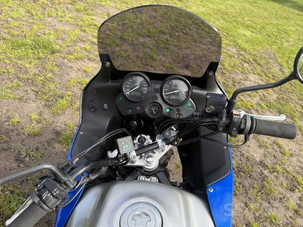 Honda Varadero 2000 Talsi, ar dzinēja tilpumu 1.00 L un nobraukumu 0 tūkst. km par 2000 €, foto 5 vietnē AUTOMOTO.COM.LV