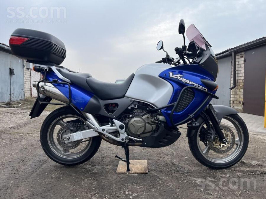 Honda Varadero 2002 in Liepaja, with an engine capacity of 1.00 L and mileage of 0 thousand km for 3250 €, photo 5 on AUTOMOTO.COM.LV
