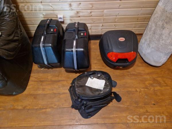 Honda Varadero 2003 Tukums, ar dzinēja tilpumu 1.00 L un nobraukumu 0 tūkst. km par 3100 €, foto 11 vietnē AUTOMOTO.COM.LV