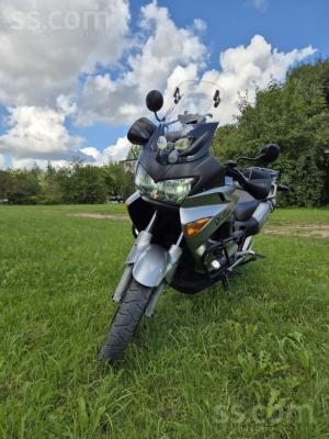 Honda Varadero 2005 Kuldīga, ar dzinēja tilpumu 1.00 L un nobraukumu 0 tūkst. km par 4500 €, foto  vietnē AUTOMOTO.COM.LV