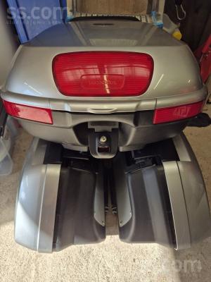 Honda Varadero 2005 Kuldīga, ar dzinēja tilpumu 1.00 L un nobraukumu 0 tūkst. km par 4500 €, foto 3 vietnē AUTOMOTO.COM.LV