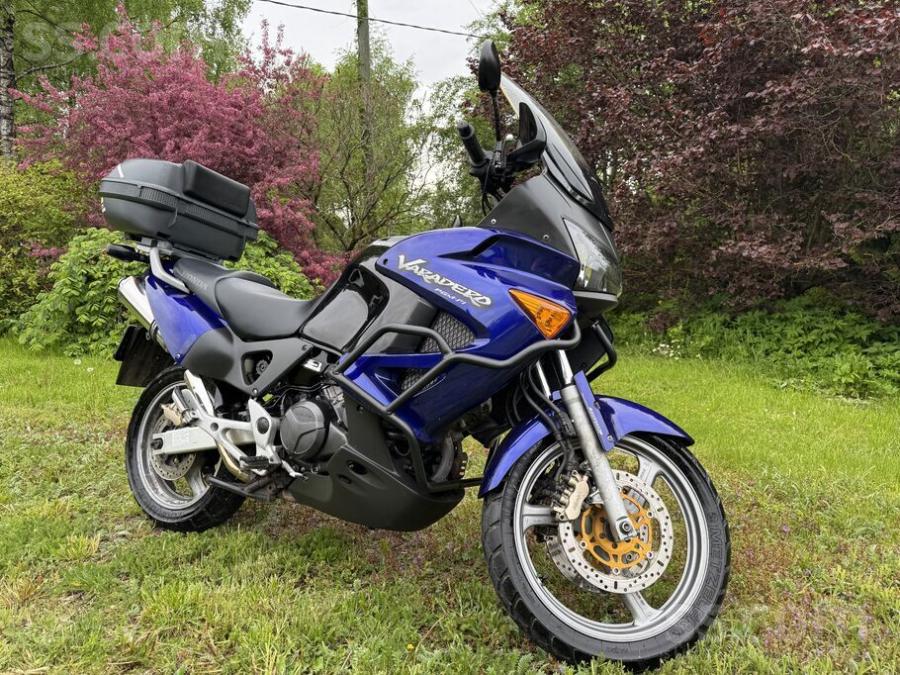 Хонда Varadero XL 2003 в Екабпилс, объемом двигателя 1.00 л и пробегом 0 тыс. км за 4450 €, фото 11 на AUTOMOTO.COM.LV