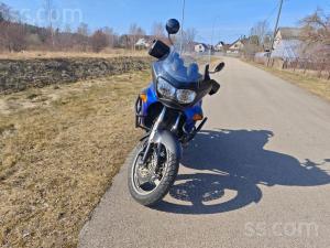 Хонда Varadero XL 2003 в Рига, объемом двигателя 1.00 л и пробегом 0 тыс. км за 2495 €, фото 3 на AUTOMOTO.COM.LV