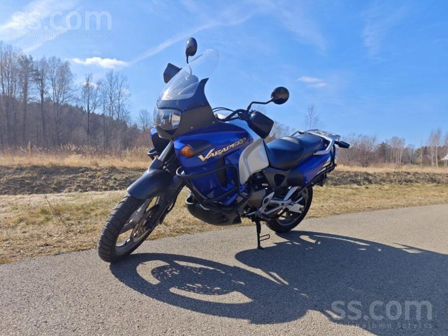 Хонда Varadero XL 2003 в Рига, объемом двигателя 1.00 л и пробегом 0 тыс. км за 2495 €, фото 4 на AUTOMOTO.COM.LV