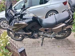 Хонда Varadero XL 2003 в Екабпилс, объемом двигателя 1.00 л и пробегом 0 тыс. км за 3100 €, фото 5 на AUTOMOTO.COM.LV