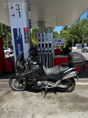 Honda Varadero XL 2008 Rīga, ar dzinēja tilpumu 1.00 L un nobraukumu 0 tūkst. km par 5700 €, foto  vietnē AUTOMOTO.COM.LV