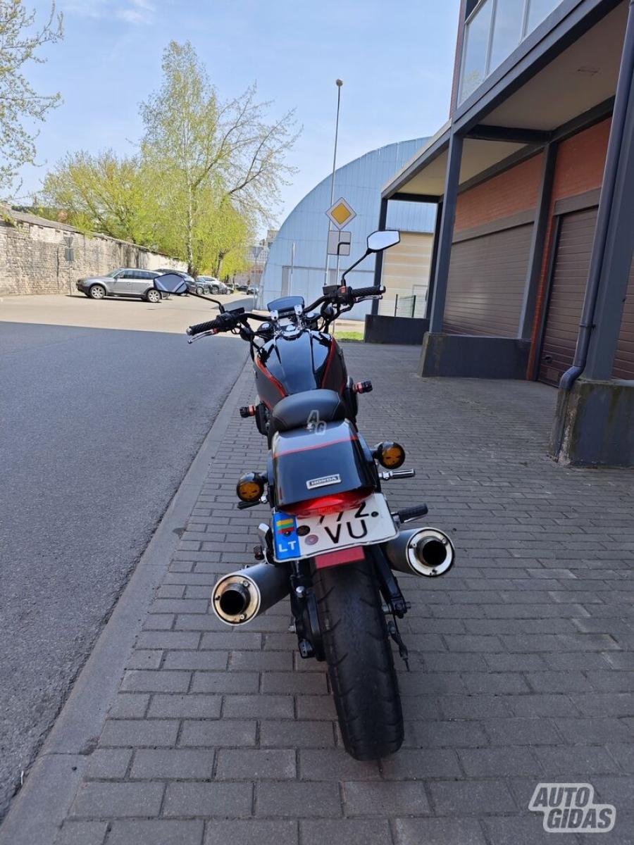 Melns Honda VF 1986 Klaipėda, ar dzinēja tilpumu 0.75 L un nobraukumu 5 tūkst. km par 2000 €, foto 10 vietnē AUTOMOTO.COM.LV