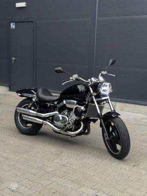 Melns Honda VF 1994 Klaipėda, ar dzinēja tilpumu 0.75 L un nobraukumu 21 tūkst. km par 2999 €, foto 3 vietnē AUTOMOTO.COM.LV