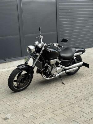 Melns Honda VF 1994 Klaipėda, ar dzinēja tilpumu 0.75 L un nobraukumu 21 tūkst. km par 2999 €, foto 5 vietnē AUTOMOTO.COM.LV