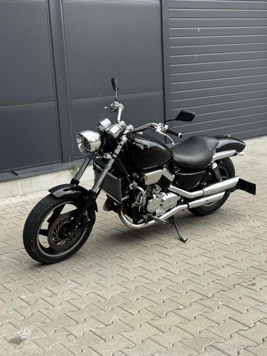 Melns Honda VF 1994 Klaipėda, ar dzinēja tilpumu 0.75 L un nobraukumu 21 tūkst. km par 2999 €, foto 5 vietnē AUTOMOTO.COM.LV