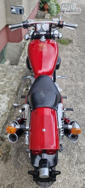 Red Honda VF 1987 in Kaunas, with an engine capacity of 0.75 L and mileage of 10 thousand km for 2250 €, photo 8 on AUTOMOTO.COM.LV