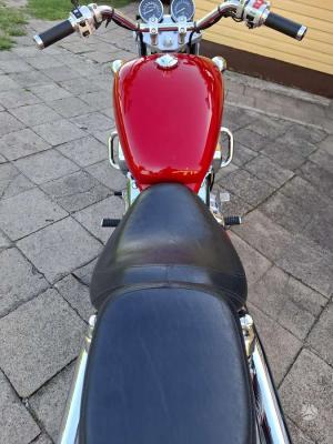 Sarkans Honda VF 1996 Palanga, ar dzinēja tilpumu 0.75 L un nobraukumu 45 tūkst. km par 3300 €, foto 18 vietnē AUTOMOTO.COM.LV