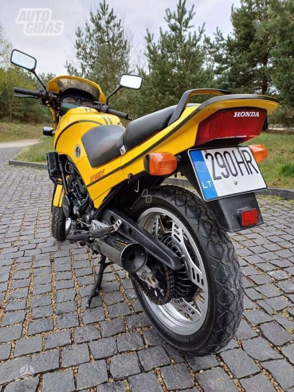 Yellow Honda VF 1983 in Klaipeda, with an engine capacity of 0.40 L and mileage of 75 thousand km for 1000 €, photo 7 on AUTOMOTO.COM.LV