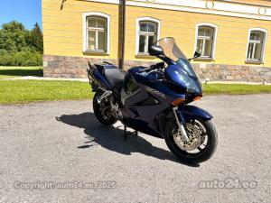 Синий Хонда VFR 800 2003 в Таллин, объемом двигателя 0.78 л и пробегом 35 тыс. км за 3999 €, фото 13 на AUTOMOTO.COM.LV