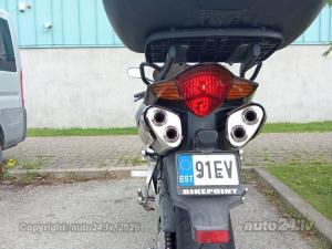 Grey Honda VFR 800 2003 in Tallinn, with an engine capacity of 0.78 L and mileage of 64 thousand km for 2500 €, photo 12 on AUTOMOTO.COM.LV