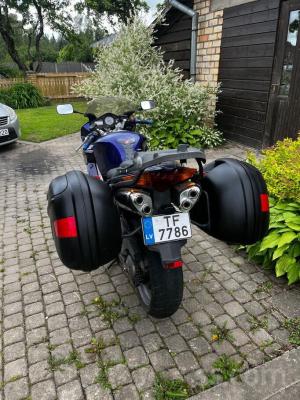 Хонда VFR 800 2005 в Рига, объемом двигателя 0.80 л и пробегом 0 тыс. км за 2750 €, фото 8 на AUTOMOTO.COM.LV