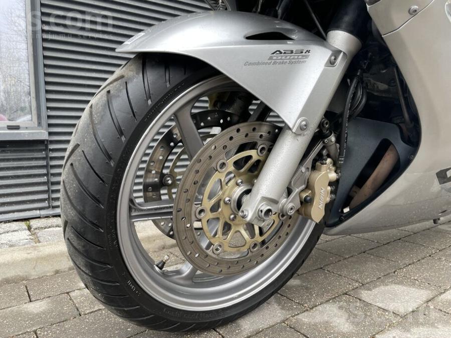 Honda VFR 800 2006 Rīga, ar dzinēja tilpumu 0.80 L un nobraukumu 0 tūkst. km par 3699 €, foto 9 vietnē AUTOMOTO.COM.LV