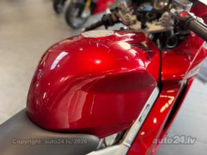 Красный Хонда VFR 800 2006 в Таллин, объемом двигателя 0.78 л и пробегом 74 тыс. км за 2990 €, фото 5 на AUTOMOTO.COM.LV
