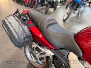 Красный Хонда VFR 800 2006 в Таллин, объемом двигателя 0.78 л и пробегом 74 тыс. км за 2990 €, фото 7 на AUTOMOTO.COM.LV