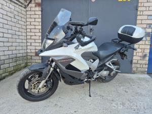 Honda VFR 800X 2012 Daugavpils, ar dzinēja tilpumu 0.78 L un nobraukumu 0 tūkst. km par 4000 €, foto 4 vietnē AUTOMOTO.COM.LV