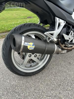 Honda VFR 800X 2012 Ogre, ar dzinēja tilpumu 0.80 L un nobraukumu 0 tūkst. km par 4550 €, foto 8 vietnē AUTOMOTO.COM.LV