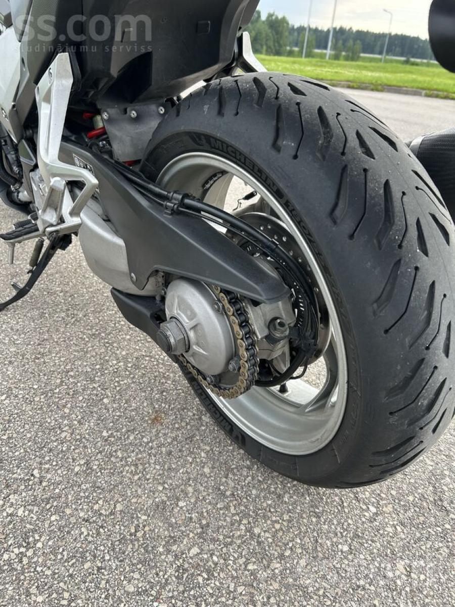 Honda VFR 800X 2012 Ogre, ar dzinēja tilpumu 0.80 L un nobraukumu 0 tūkst. km par 4550 €, foto 9 vietnē AUTOMOTO.COM.LV