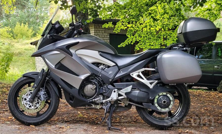 Honda VFR 800X 2013 Rīga, ar dzinēja tilpumu 0.80 L un nobraukumu 0 tūkst. km par 4200 €, foto 3 vietnē AUTOMOTO.COM.LV