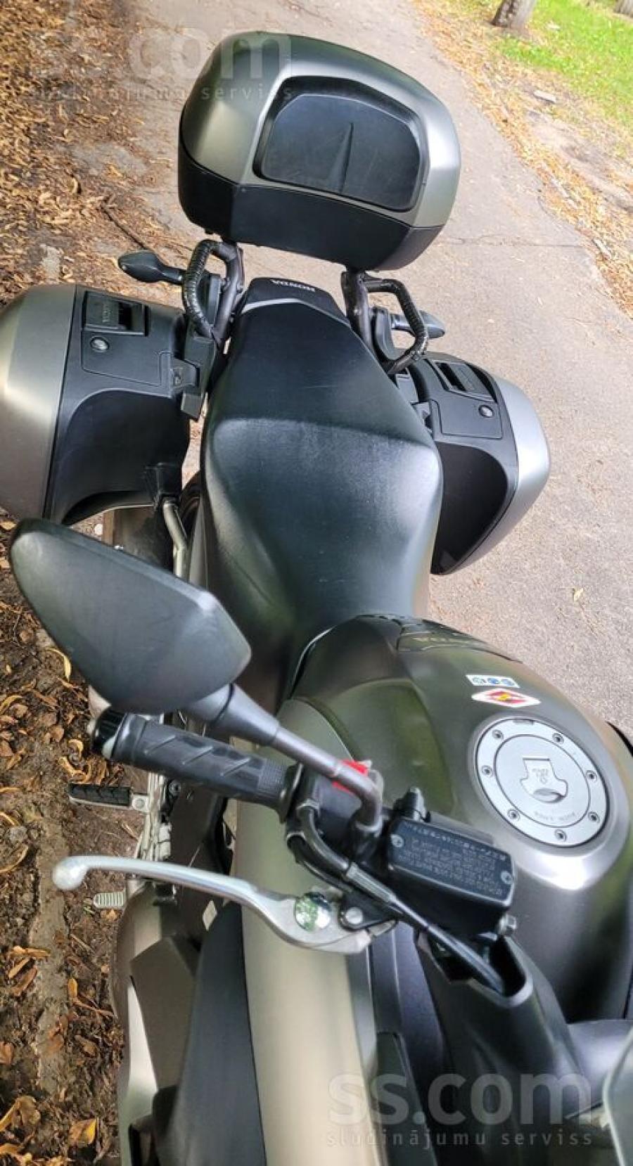 Honda VFR 800X 2013 Rīga, ar dzinēja tilpumu 0.80 L un nobraukumu 0 tūkst. km par 4200 €, foto 4 vietnē AUTOMOTO.COM.LV