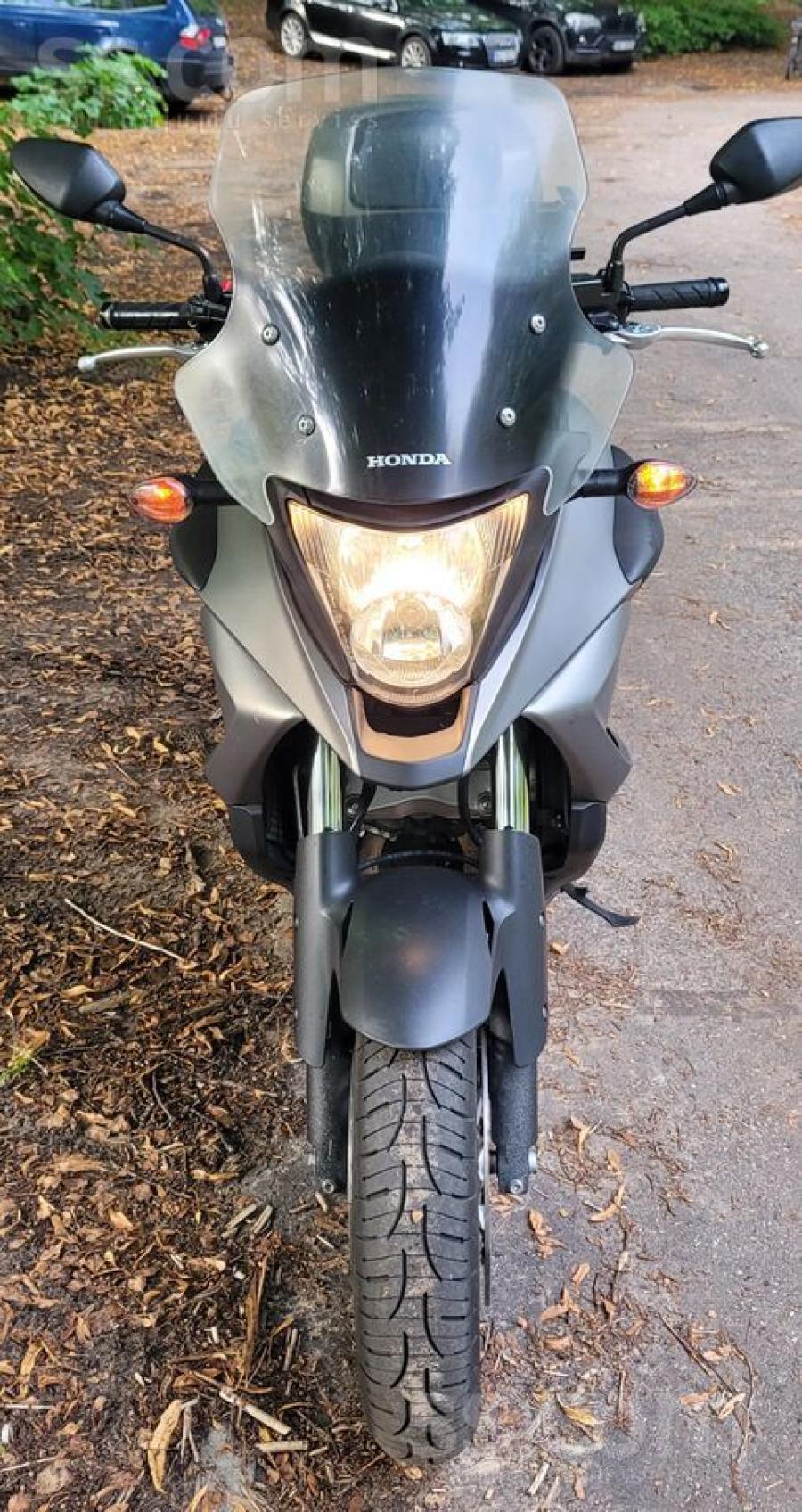 Honda VFR 800X 2013 Rīga, ar dzinēja tilpumu 0.80 L un nobraukumu 0 tūkst. km par 4200 €, foto 8 vietnē AUTOMOTO.COM.LV