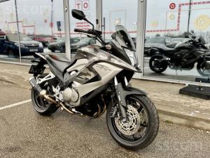 Honda VFR 800X 2013 in Riga, with an engine capacity of 0.80 L and mileage of 0 thousand km for 5299 €, photo 7 on AUTOMOTO.COM.LV