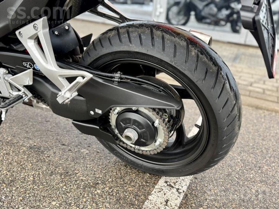 Honda VFR 800X 2013 in Riga, with an engine capacity of 0.80 L and mileage of 0 thousand km for 5299 €, photo 11 on AUTOMOTO.COM.LV