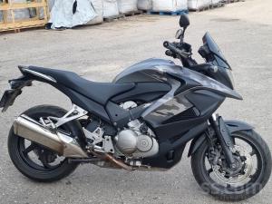 Хонда VFR 800X 2013 в Мадона, объемом двигателя 0.80 л и пробегом 0 тыс. км за 5000 €, фото  на AUTOMOTO.COM.LV